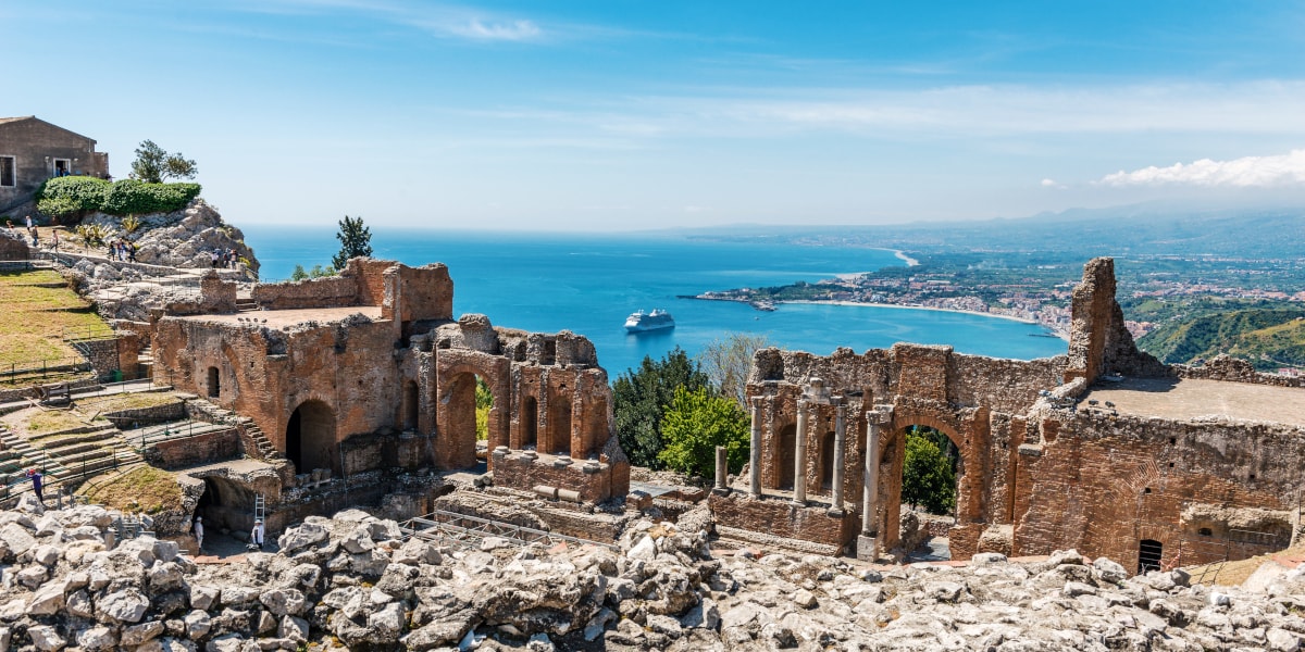 La genesi del dialetto siciliano: storia e società di un'isola ...